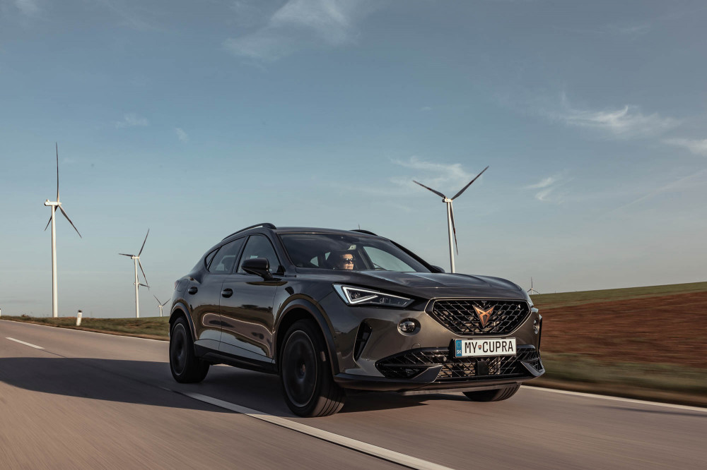 Testy - CUPRA Formentor Tribe - Medená príťažlivosť